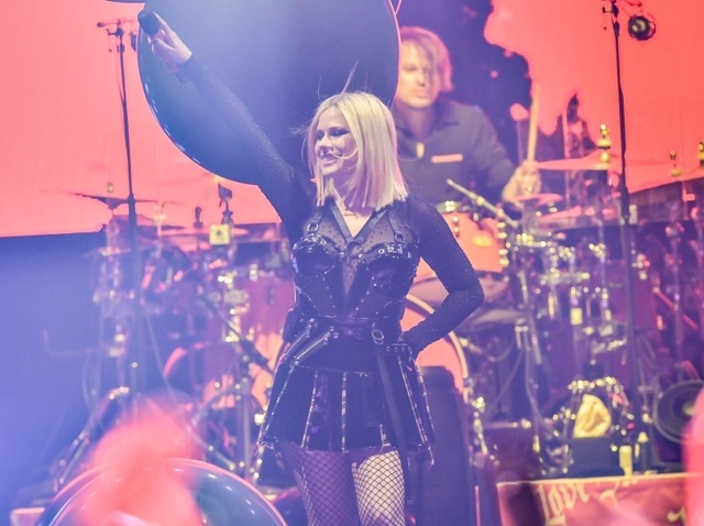 アヴリル・ラヴィーン、8年ぶりの来日公演に日本のファンとの20年間が詰まっていた【ライブレポ】 Antenna[アンテナ]
