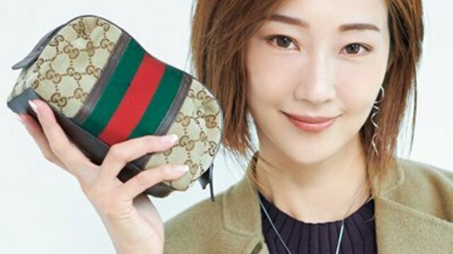 元・宝塚の紅ゆずるさんは自他ともに認める“リップマニア”｜ポーチの中身大公開 Antenna[アンテナ]