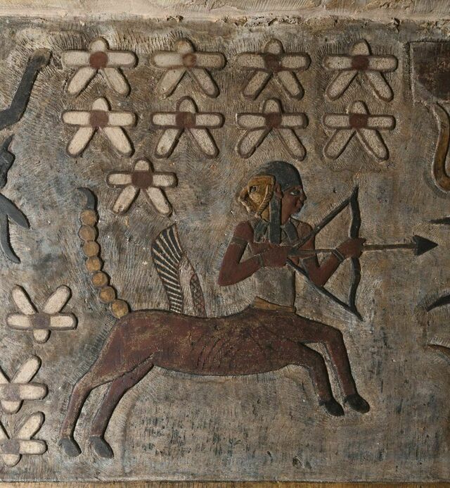 古代エジプトの12星座を描いた壁画群を発見。ライオンの仮面に翼とサソリの尾を持つ射手座レリーフも Antenna アンテナ