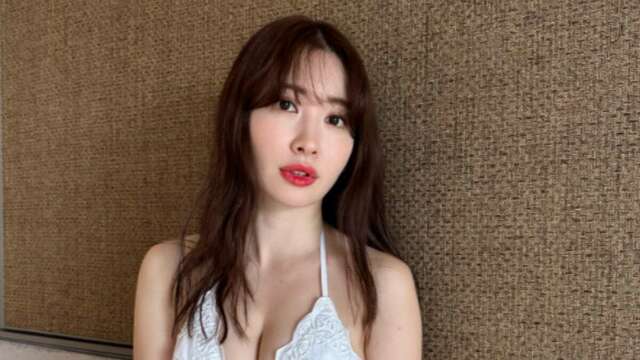 小嶋陽菜、6年ぶりの水着グラビア大公開！ 「セクシーボディー健在」「全く衰えていないこの美しさ」 Antenna[アンテナ]