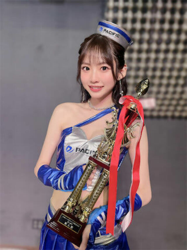 10頭身スタイルの華奢ボディ、八伏紗世が「日本レースクイーン大賞」新人賞受賞 Antenna[アンテナ]