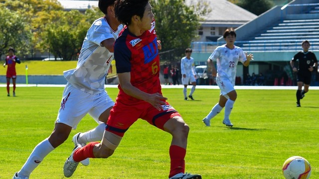 [関西]1回生FW山本青英が1G1Aの大活躍!! 大阪経済大は立命館大に3発完封勝利(19枚) | antenna[アンテナ]