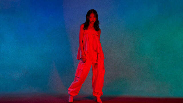 eill、初の韓国語楽曲「CHEAT LIFE」の世界観を体現したリリックビデオ公開 | antenna[アンテナ]