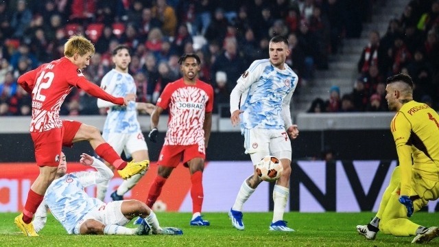 堂安律が2戦連発弾を含む1G1A! フライブルクはオリンピアコスに5-0大勝でELグループ突破 | antenna[アンテナ]