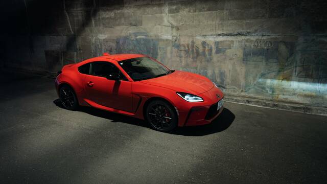 “ハチロク”があるヨロコビ！──新型GR86試乗記 | antenna[アンテナ]