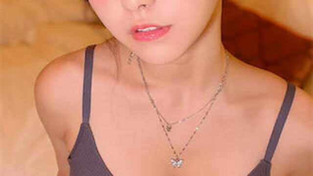 #2i2 十味、柔らか谷間あらわな無防備部が屋着ショット「朝から刺激的でたすかる」 | antenna[アンテナ]