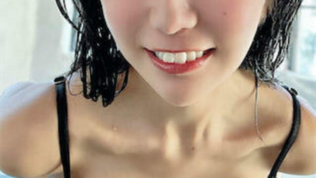 #2i2 天羽希純、まんまるバストがこぼれ落ちそうな濡れ水着ショットが「攻撃力MAX」 | antenna[アンテナ]