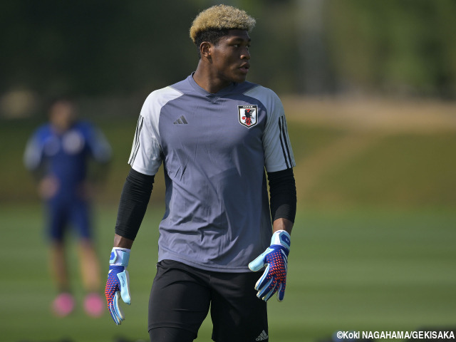 「何が起こるか分からないのがアジア」と警戒するGK鈴木彩艶、PKはU23アジア杯で止めた実績も | antenna[アンテナ]