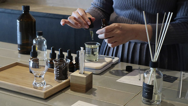 【東京都渋谷区】「NEHAN TOKYO」が自分だけの香りを作れるディフューザーワークショップを開催 | antenna[アンテナ]