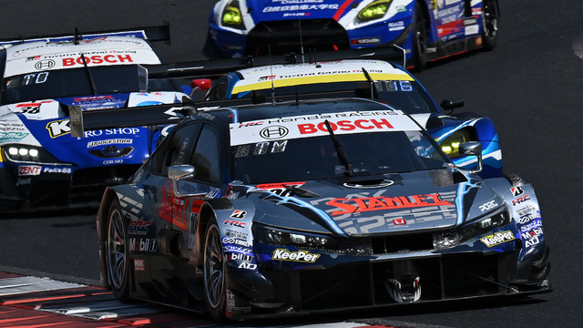 凄まじい速度差にドライバーは神経をすり減らす！ 見ているほうはエキサイティングそのものの「クラス混走レース」の魅力とは | antenna[アンテナ]