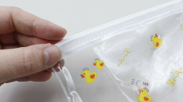 セリアでやっと再入荷♡もう買えないと思ってた人気のクリアポーチ | antenna[アンテナ]