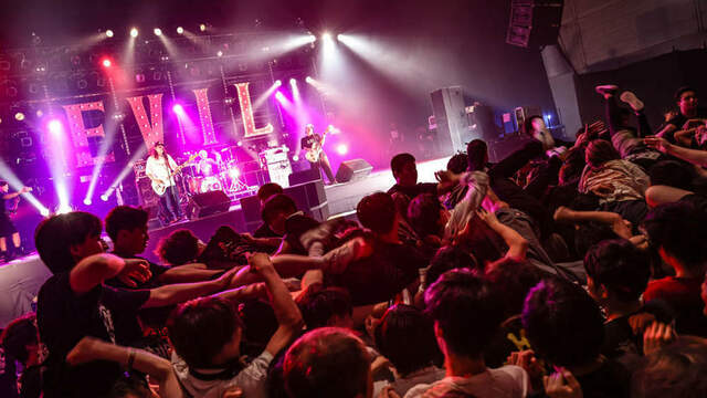 【速レポ】＜SATANIC CARNIVAL＞ENTH、「EVIL STAGEトリ、誠に嬉しー！」 | antenna[アンテナ]