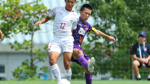 [総体]2年生FW徳村楓大がまたも先制弾!! 2戦6発FW名和田擁する神村学園、高知小津を7-0撃破(8枚) | antenna[アンテナ]