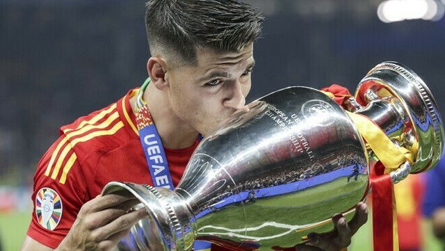 欧州制覇を祝う場でまさか離婚の火種が...モラタがモデル妻と破局「ピッチ上で喧嘩、事態は急速に悪化した」と英紙報道 | antenna[アンテナ]