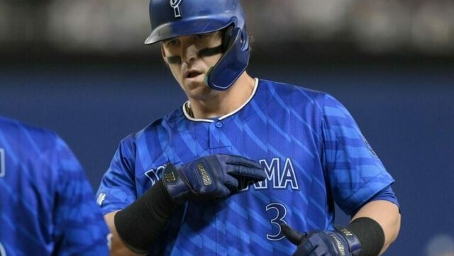 DeNA・オースティンが首位打者“当確” 初回に中前打放ち交代、直近5の4で大逆転 | antenna[アンテナ]