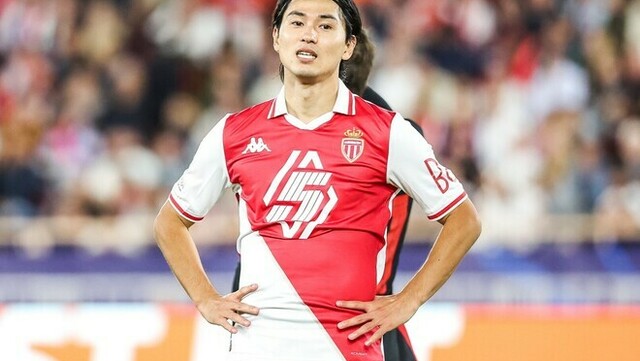 「選手全員が止まっていた」1人だけプレーを続行！ CLで2G1A＆POM獲得の南野拓実、“奇妙な”1点目を回想「オフサイドだと思った。後ろを見ると…」 | antenna[アンテナ]