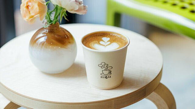 花とコーヒーに癒やされる、名古屋・矢場町の「roku flowers and coffee」 | antenna[アンテナ]