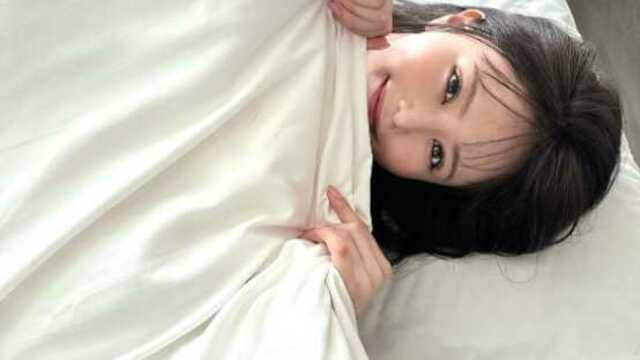 史上最高1st写真集が大注目AKB48・込山榛香、あざといショットに「可愛い〜！」「美しい」 | antenna[アンテナ]