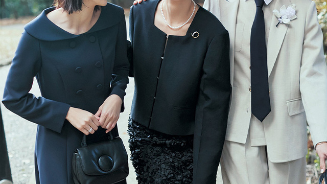 川口春奈が着こなす!「sacai」で魅せる“よそゆきカジュアル 川口春奈が着こなす!「sacai」で魅せる“よそゆきカジュアル