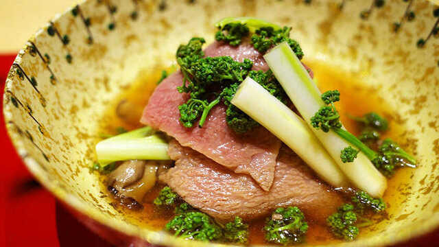 グルメジャーナリスト東龍のホテルグルメで“口福”体験！特選和牛とお酒のペアリングにも満足できる！〈オークラ東京〉、〈山里〉で“割烹カウンター ...