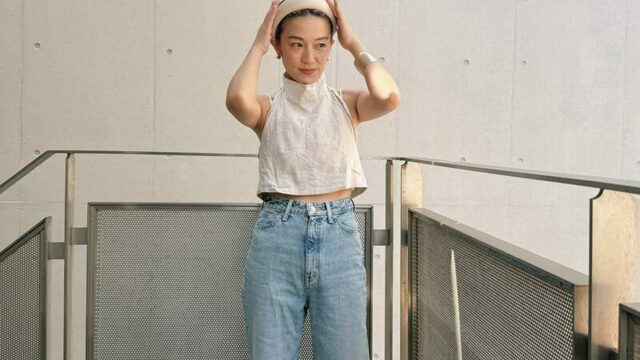 【30代スナップ】使いやすい「ZARA」のサンダルと「CLANE」のデニムを合わせて。トレンドのカチューシャを大人カジュアルに ...