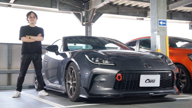モノトーンで固めた「走れて魅せる」カスタムハチロク トヨタ・GR86（ZN8）【みんなのクルマ】 | antenna[アンテナ]
