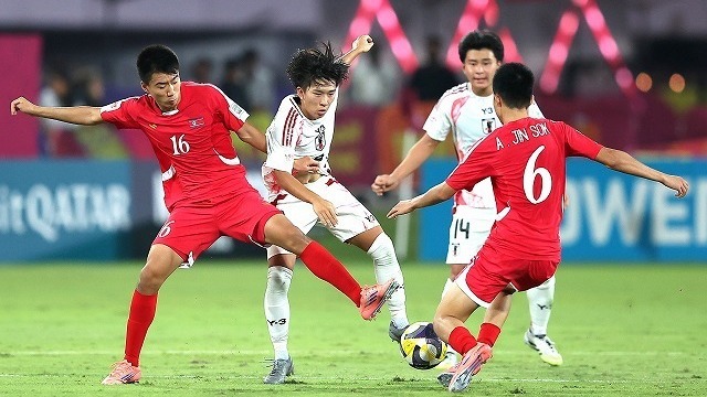 「握手の代わりに殴る瞬間を見よ」「日本のスターたちは強い打撃で迎えられた」北朝鮮の衝撃行動を英紙も報道【U-17W杯】 | antenna[アンテナ]